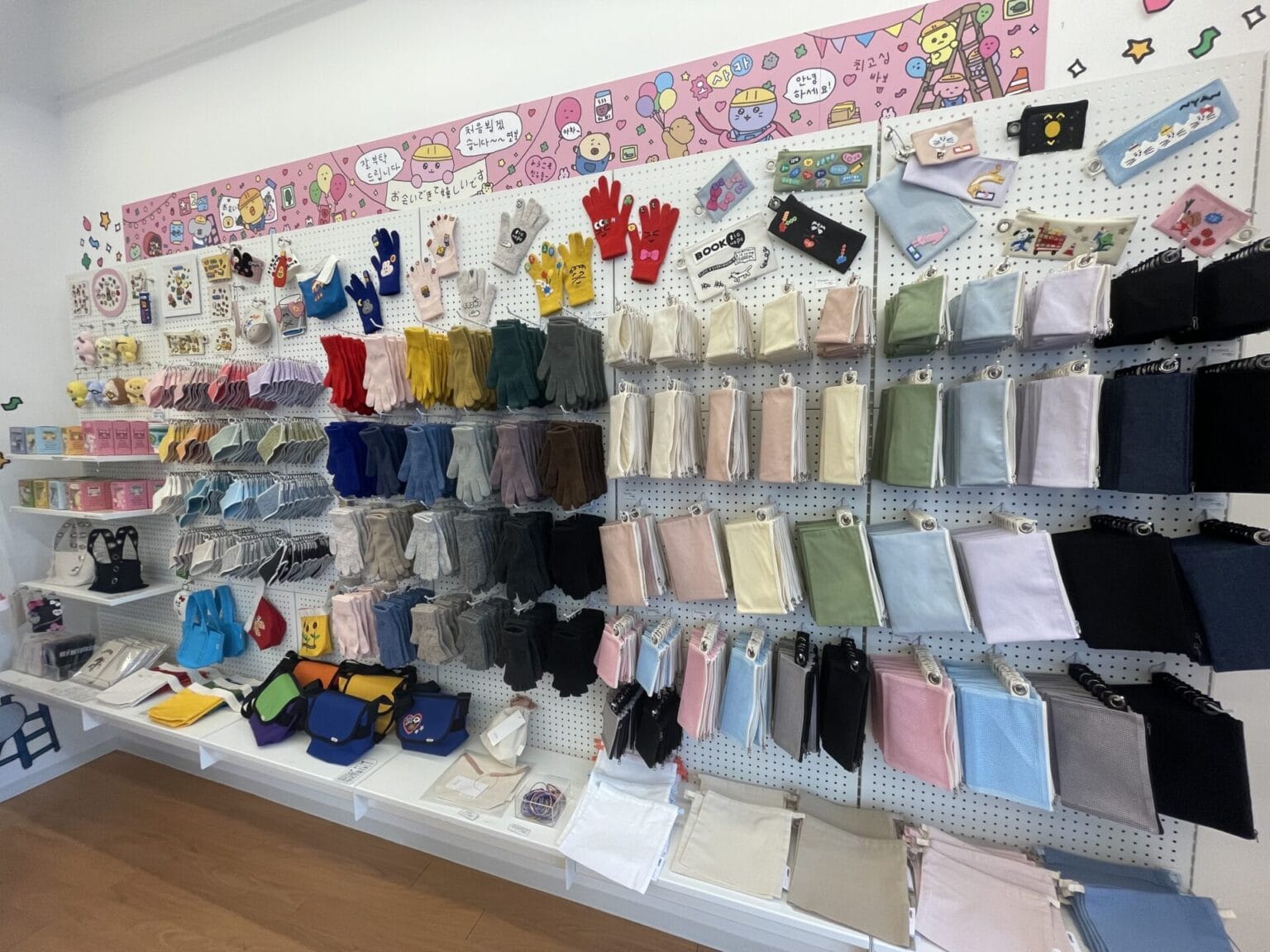 object大阪でオリジナルアイテム作り。定番のタグキーホルダーからPOP UP限定のチェゴシムまで詳細をお届け！ | No.150 aoi | 大学生エディターズ | non-no web