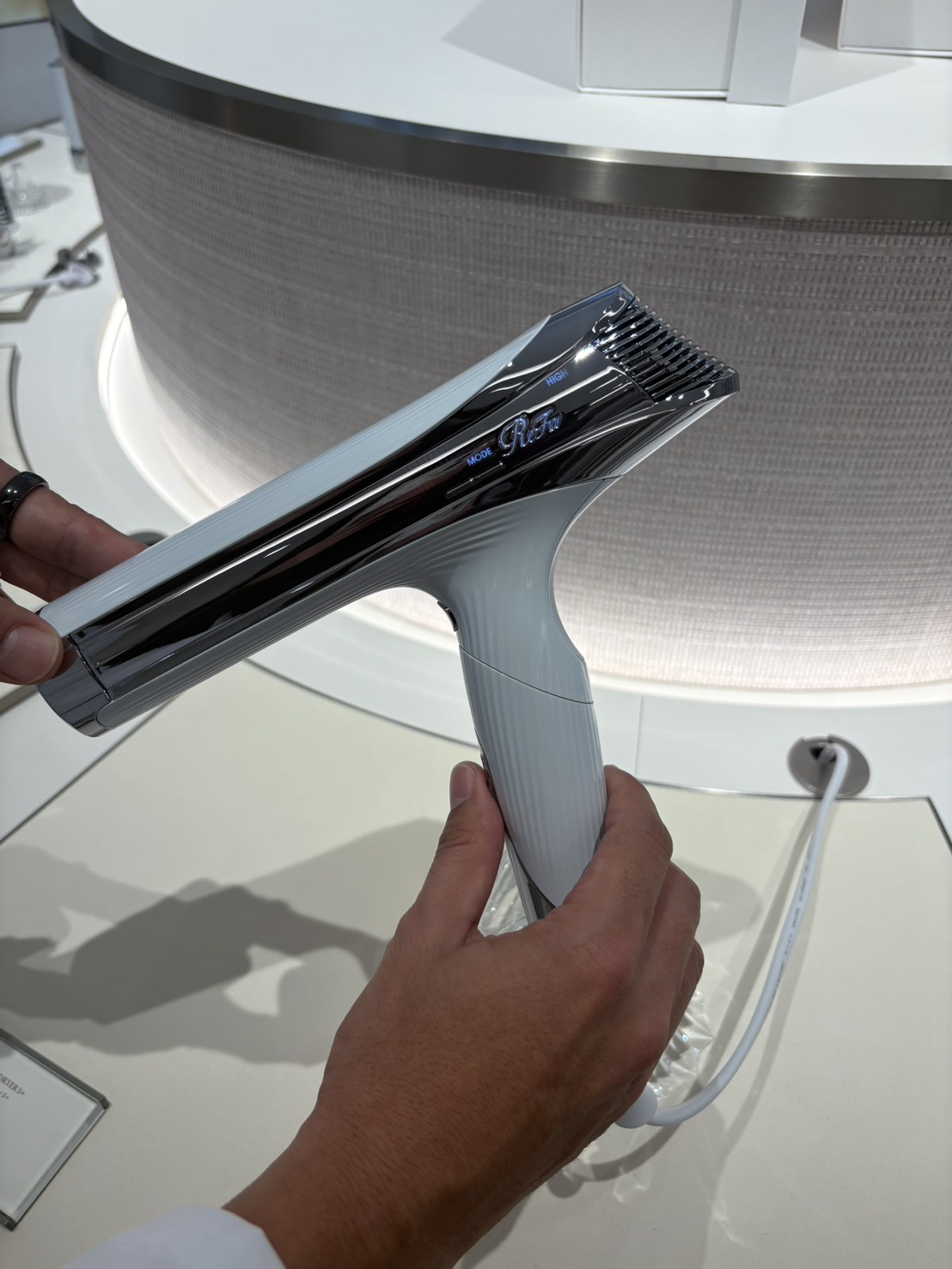 【銀座】ReFaブランド史上最大の旗艦店、ReFa GINZAがNEW OPEN！店舗の魅力や注目商品を徹底解説 | No.179 うしさん | 大学生エディターズ | non-no web